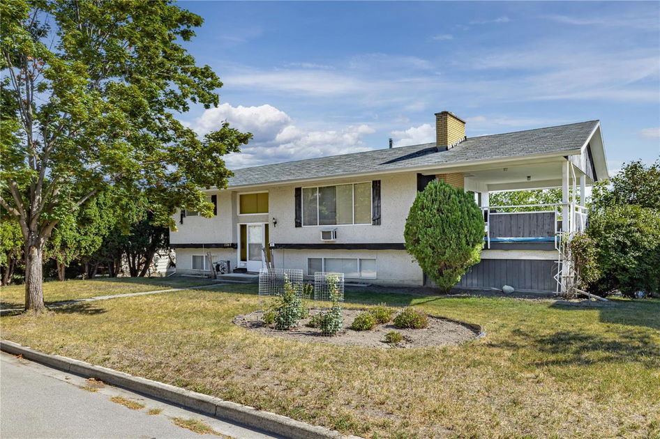 1765 Smithson Drive, Kelowna, BC, V1Y 4E4 | 10263175 | Amir Shahidi ...