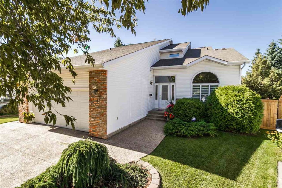 7 Leblanc Place, St. Albert, AB, T8N 4P1 | E4210215 | Sara Kalke