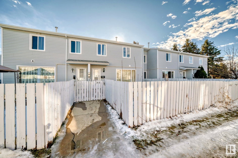 35 Amberly Court, Edmonton, AB, T5A 2H9 | E4423234 | Vanessa Landry ...