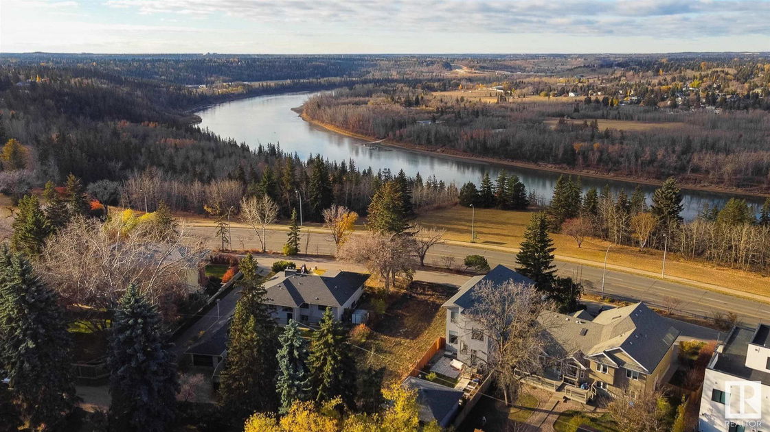 8307 Saskatchewan Drive, Edmonton, AB, T6G 2A7 | E4425274 | Homes In YEG