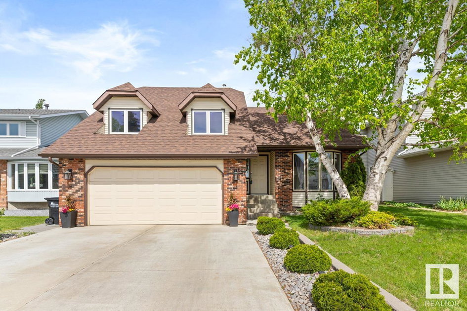 651 Village Drive, Sherwood Park, AB, T8A 4K7 | E4437582 | Trina Hodges ...