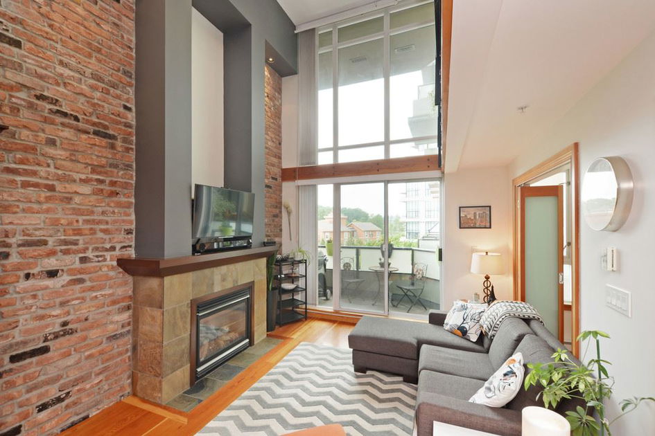 #312 10 Renaissance Square, New Westminster, BC, V3M 7B1 | R2270498 ...