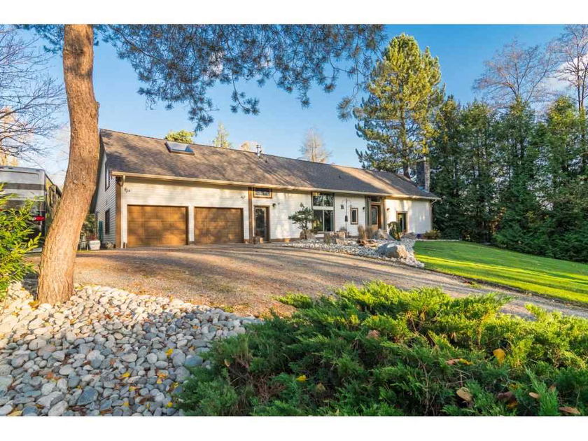 9850 McKinnon Crescent, Langley, BC, V1M 3V6 | R2321066 | The Houseman ...