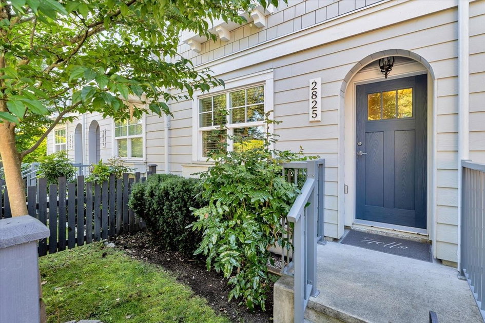 2825 St Andrews Street, Port Moody, BC, V3H 0H9 | R2826219 | Aaron ...