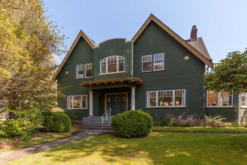 4716 Angus Drive, Vancouver, BC, V6J 4J7 | R2874457 | Roch & Weeks Real ...