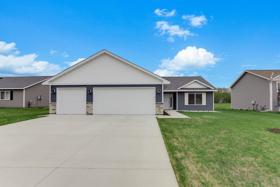 200 7th Street, Green Isle, MN, 55338 | 6716338 | The Nancy Walker Team