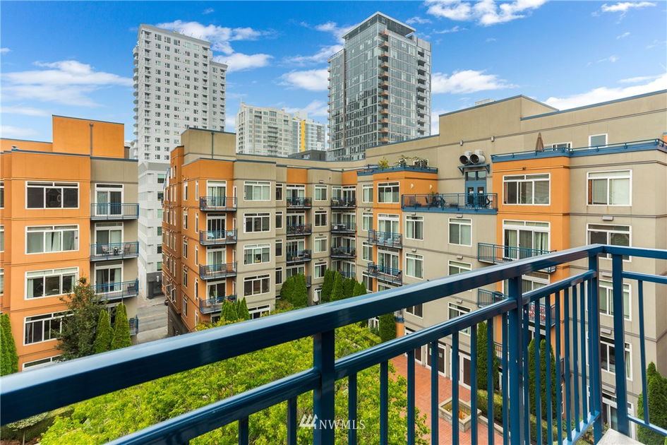 2414 1st Avenue, Unit 721, Seattle, WA, 98121 | 1717337 | Bergerson ...