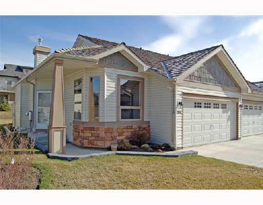 218 Springbank Villas, Calgary, AB, T3H 5P7 | C3273232 | Sam Corea