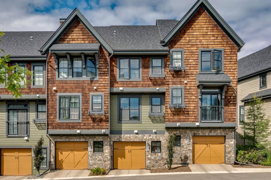 235 Ascot Circle SW, Calgary, AB, T3H 0X2 | A1025064 | Sam Corea