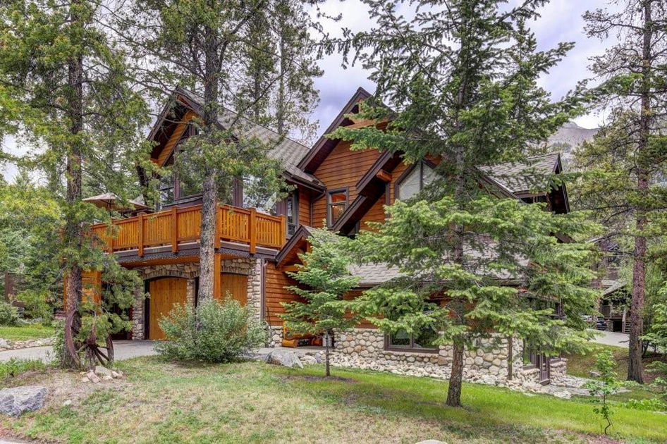 17 Blue Grouse Ridge, Canmore, AB, T1W 1L5 | A1042136 | Gary Bavis