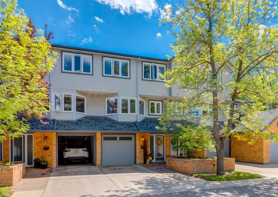 19 Coachway Green SW, Calgary, AB, T3H 1V9 | A1187196 | Jerry Thai