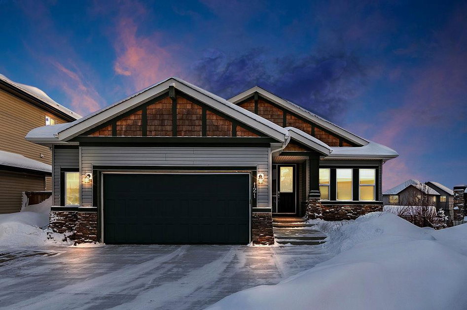 121 Drake Landing Heath, Okotoks, AB, T1S 0G8 | A2027884 | Alison Marshall