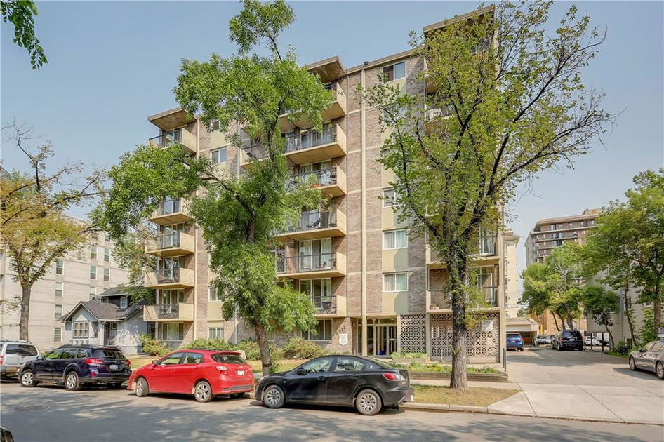 #304, 1312 13 Avenue SW, Calgary, AB, T3C 0T3 | A2057548 | Sam Corea