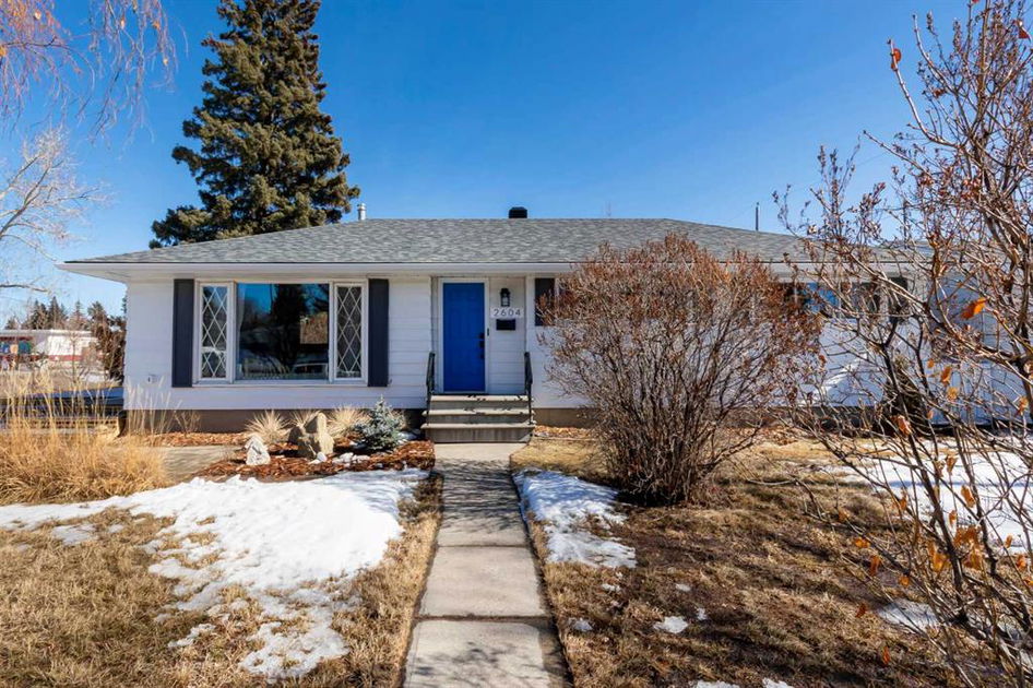 2604 Glencastle Street SW, Calgary, AB, T3E 4C7 | A2114573 | Brenda ...