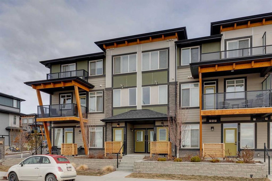 238 Seton Passage SE, Calgary, AB, T3M 3A7 | A2115488 | Connect Real ...