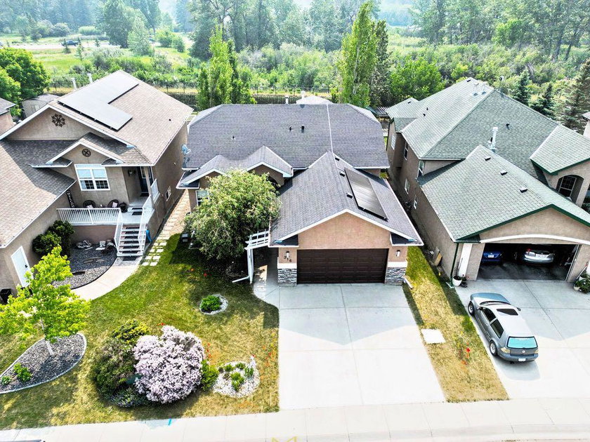 316 Lineham Acres Drive NW, High River, AB, T1V 1W7 | A2223748 | Andrea ...
