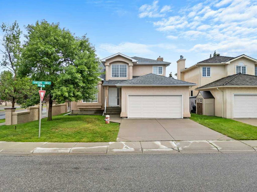 4 Hampshire Circle NW, Calgary, AB, T3A 4Y3 | A2240460 | Christina ...