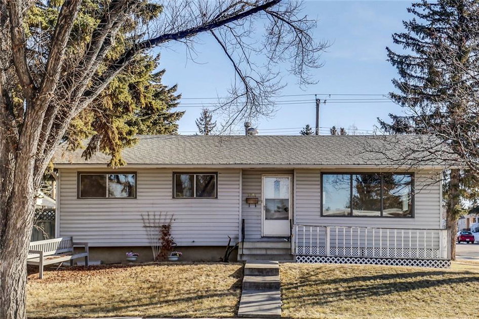 3904 Varsity Drive NW, Calgary, AB, T3A 0Z4 | C4178562 | Connect Real ...