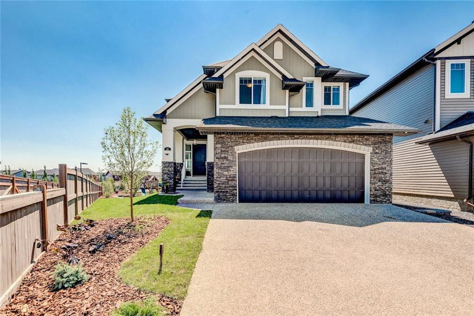 37 Cougar Ridge Cove SW, Calgary, AB, T3H 0S5 | C4194499 | Robyn Moser ...