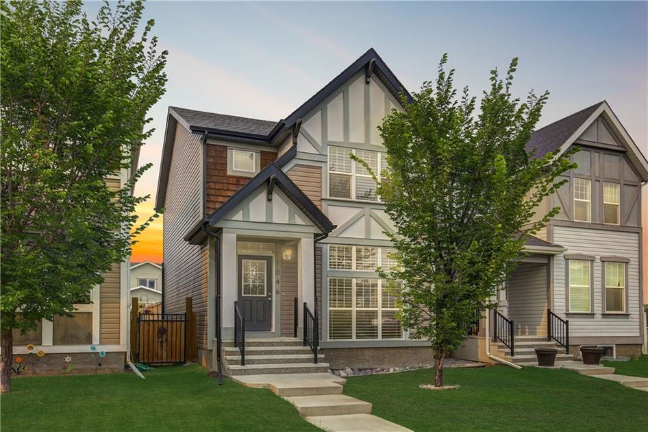 1046 New Brighton Park SE, Calgary, AB, T2Z 0Y1 | C4202860 | Seth Allred