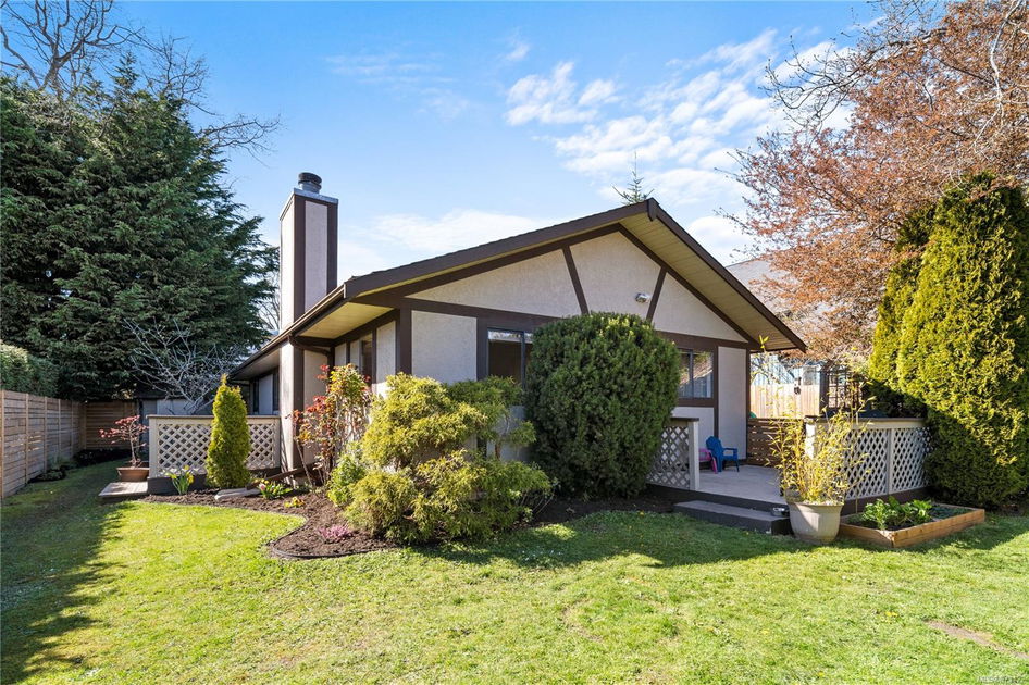 957 Maddison Street, Victoria, BC, V8S 4C6 | 873422 | Vernon Kruper ...