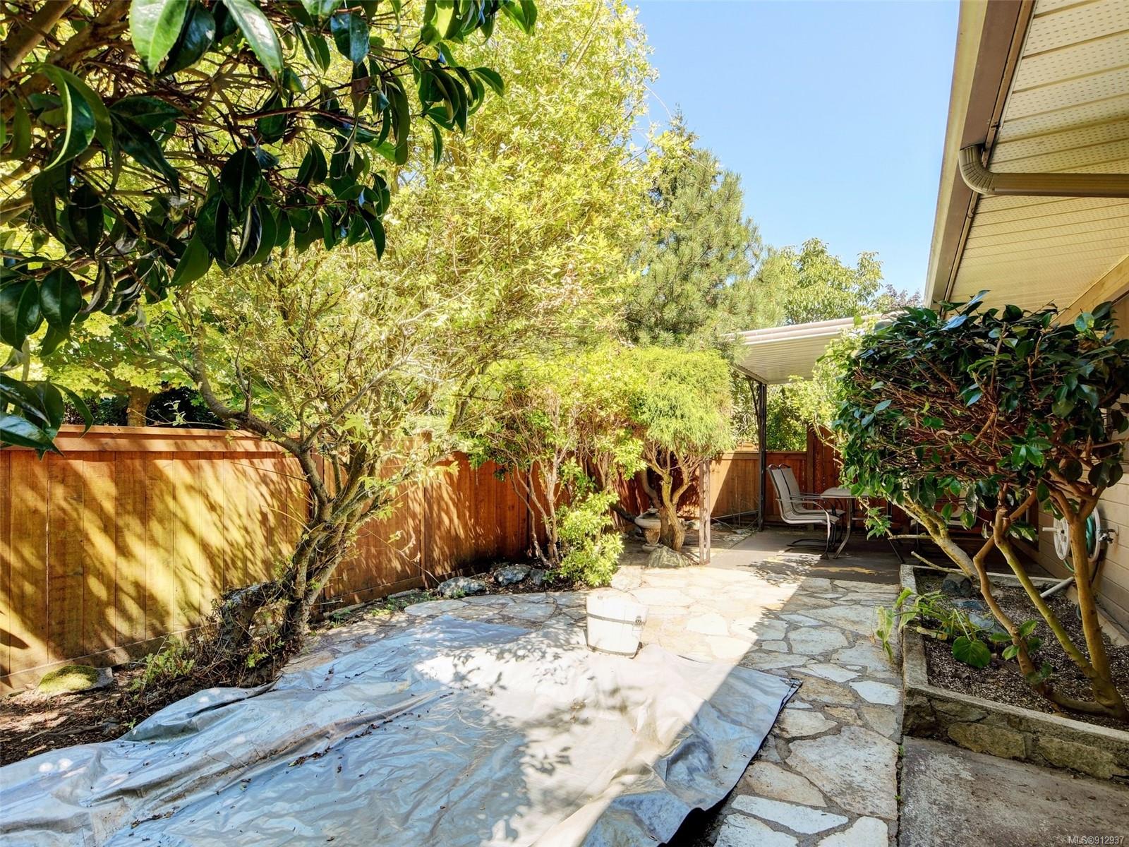 #4 4350 West Saanich Road, Saanich, BC, V8Z 3E9 | 912937 | Julie Demelo