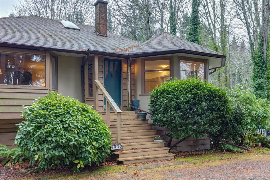 7773 Lantzville Road, Lantzville, BC, V0R 2H0 | 949901 | Island Roots ...