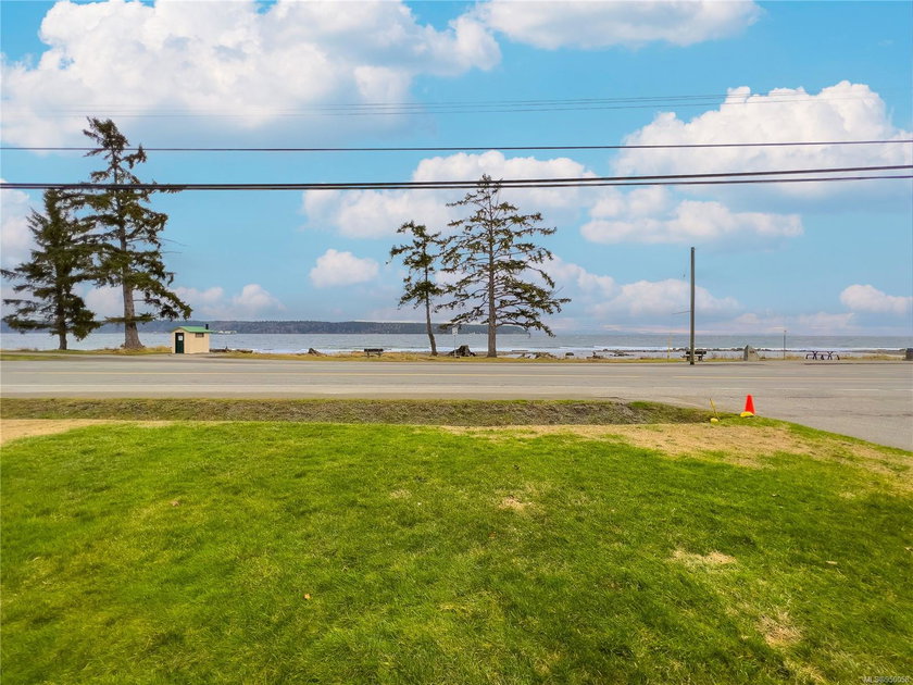 #202, 622 Island Highway S, Campbell River, BC, V9W 1A6 | 950058 ...
