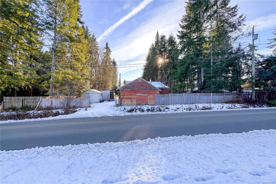 2305/2307 Catherwood Road, Black Creek, BC, V9J 1J3 | 951403 | Vanessa ...