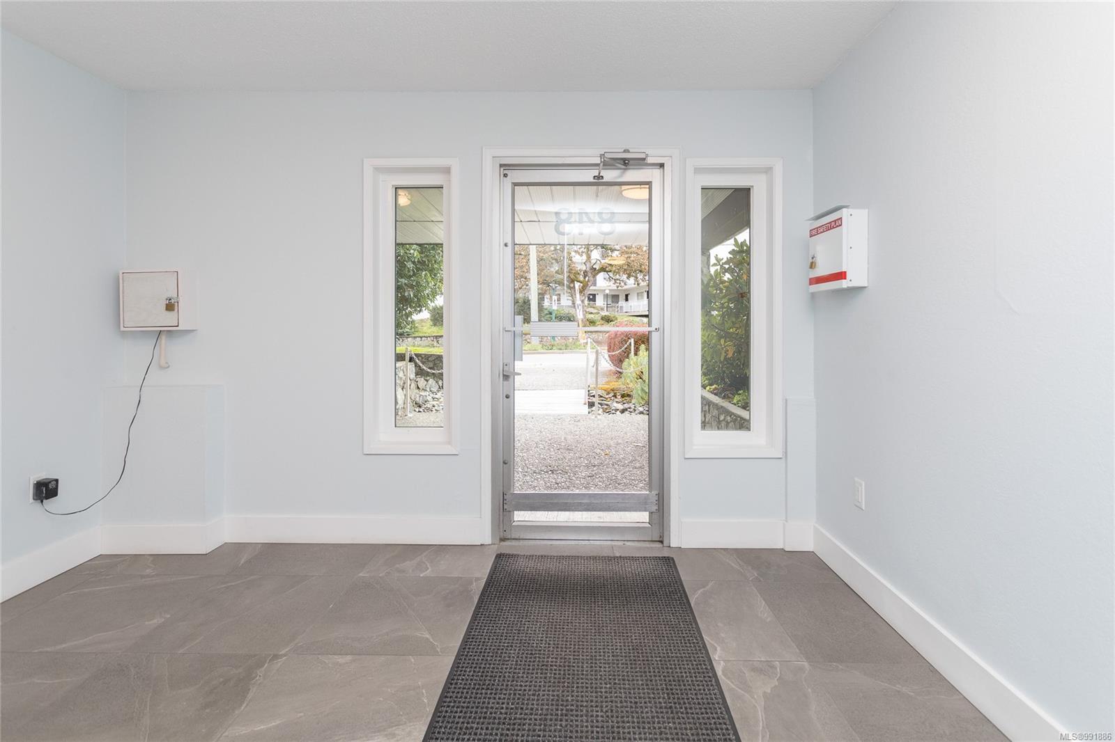 #205, 848 Esquimalt Road, Esquimalt, BC, V9A 6W9 | 991886 | Red Hot Real Estate Team