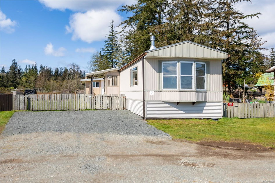 #2, 3325 Island Highway, Campbell River, BC, V9W 2H9 | 995256 | Vanessa ...