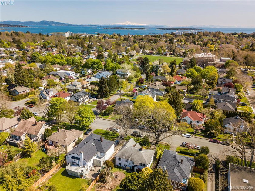 860 Victoria Avenue, Victoria, BC | 388295 | Dane Kingsbury Real Estate